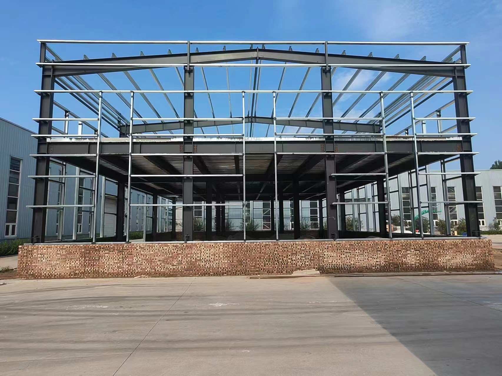 Double Storey Q235B Q345B Metal Steel Prefab Buildings Anti Corrosion
